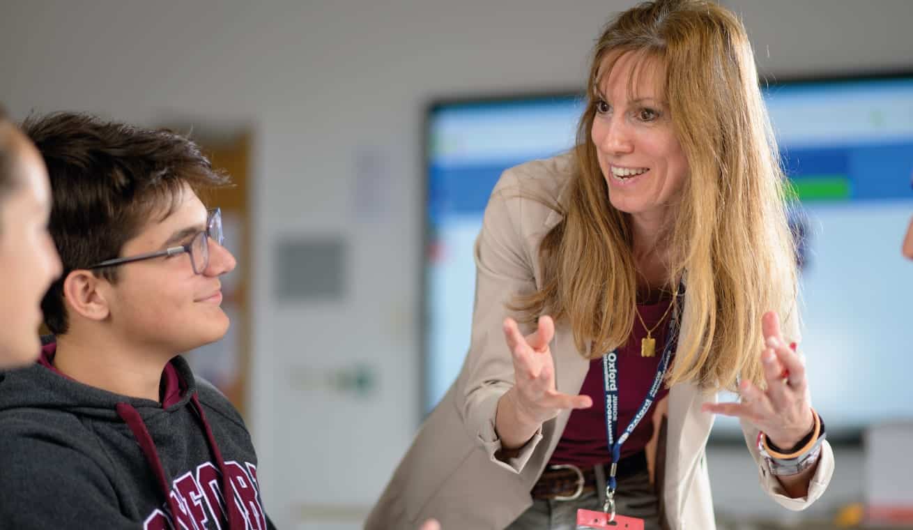 Monitoring skills during pair and group work - Oxford International ...